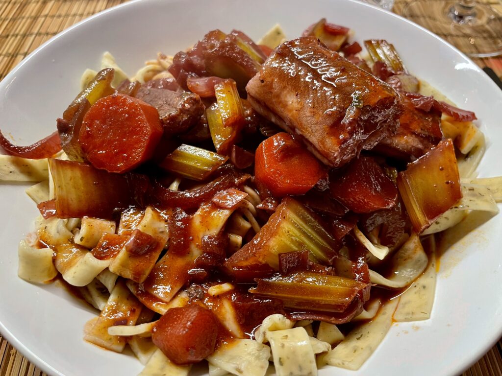 Eel in red wine - Anguille au vin rouge - recipe - harpune.info